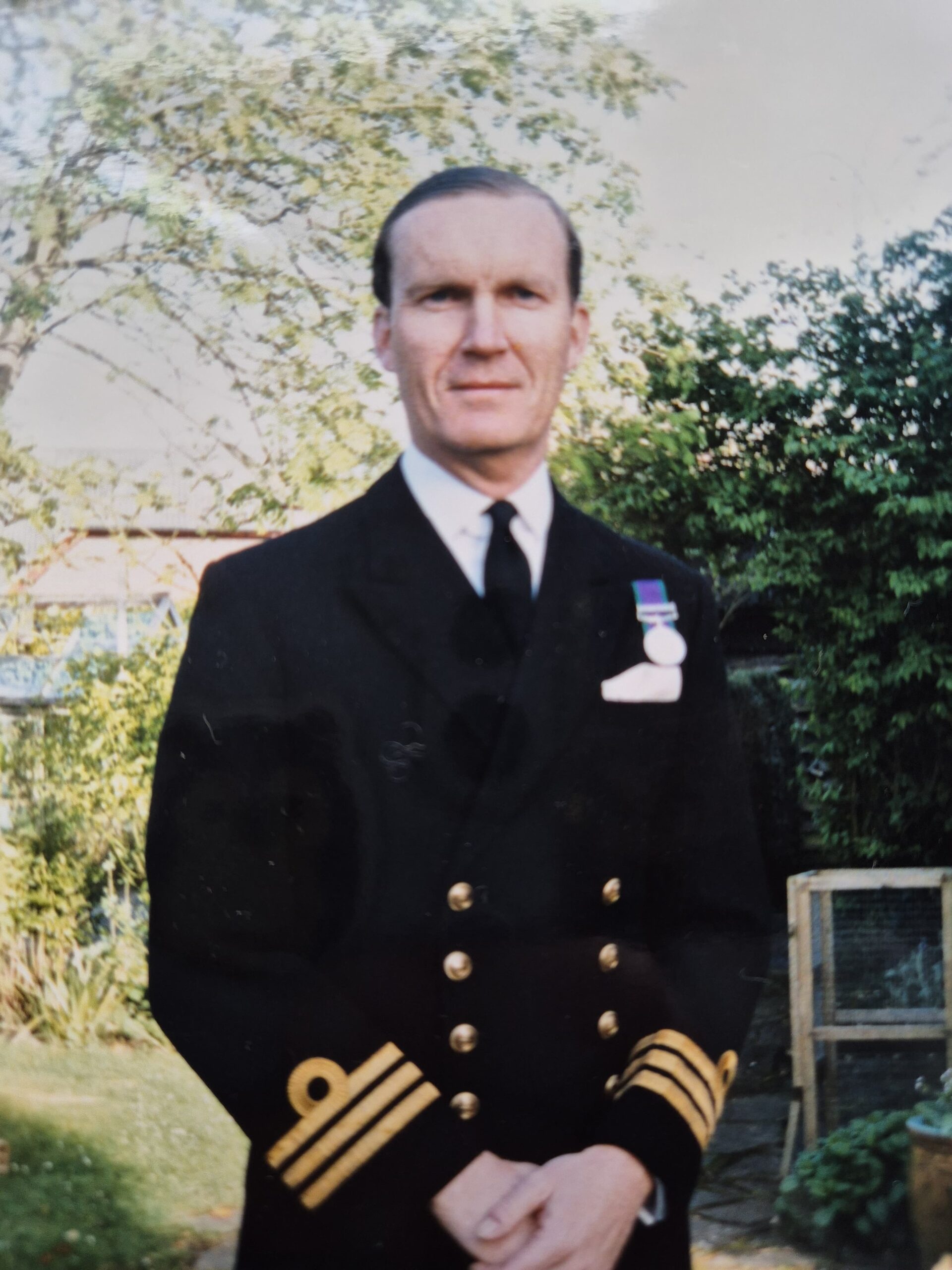 Commander Robin Edward Douglas House, RN (K 58-62) – The Haileybury Society